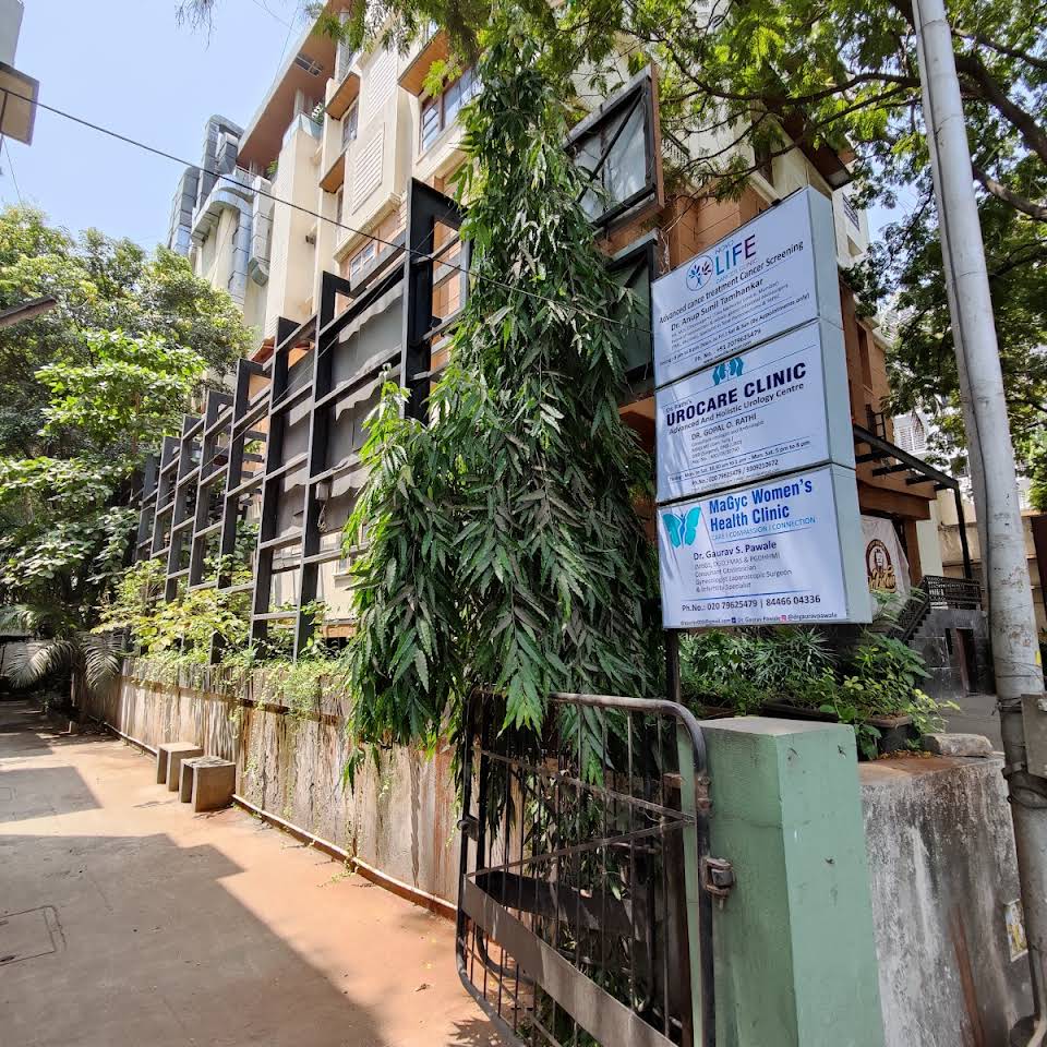 Dr Gopal Rathi in Pune, India