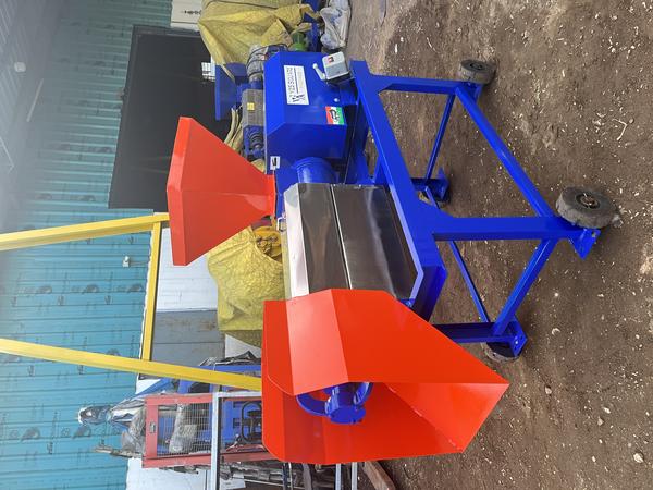 YES SQUARE MACHINES SHREDDER MACHINE MANUFACTURER in Kochi